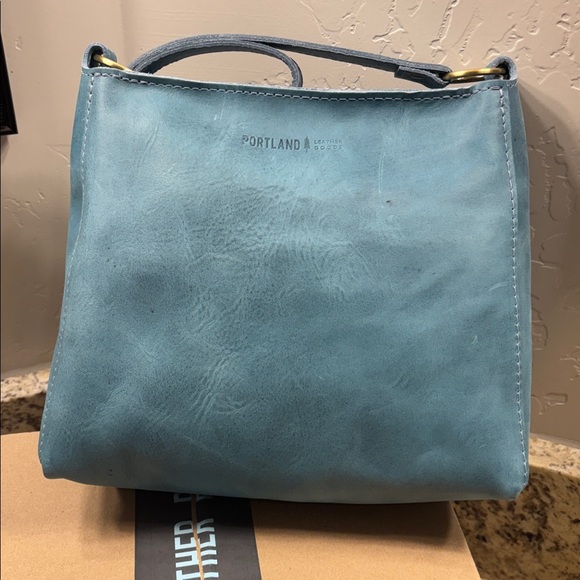 Portland Leather | Bags | New Aqua Triangle Bag By Portland Leather Nwt ...